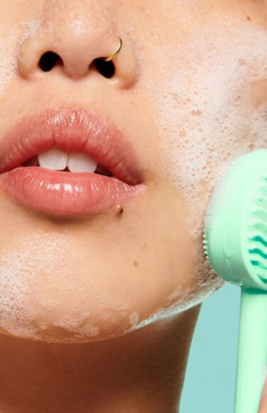 Pore Care Articles and Guides |Benefit Costmetics