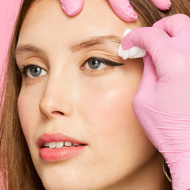 Brow Tinting Services | Benefit Cosmetics